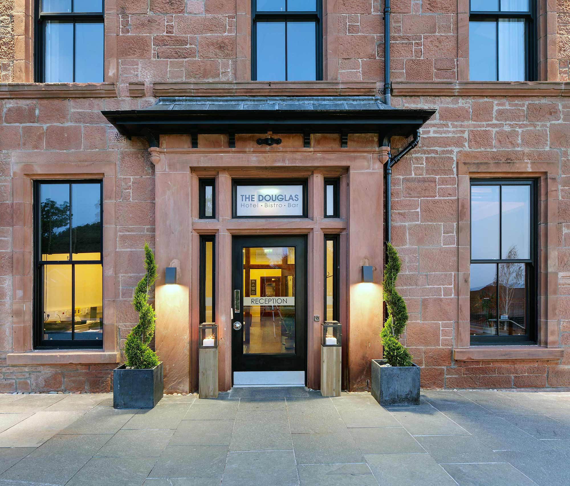 Hotel, Restaurant and Leisure Venues Outdoor & Indoor Signs