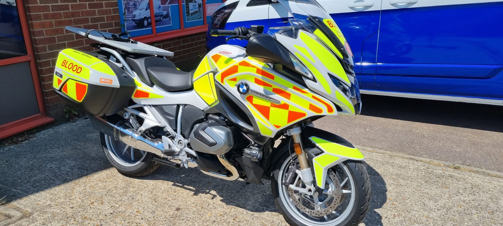 High-visibility graphics for the Bloodrunners