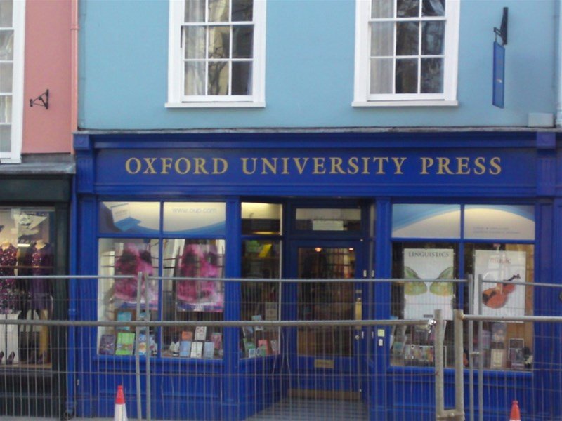 Vehicle Graphics and Sign Makers in Oxford