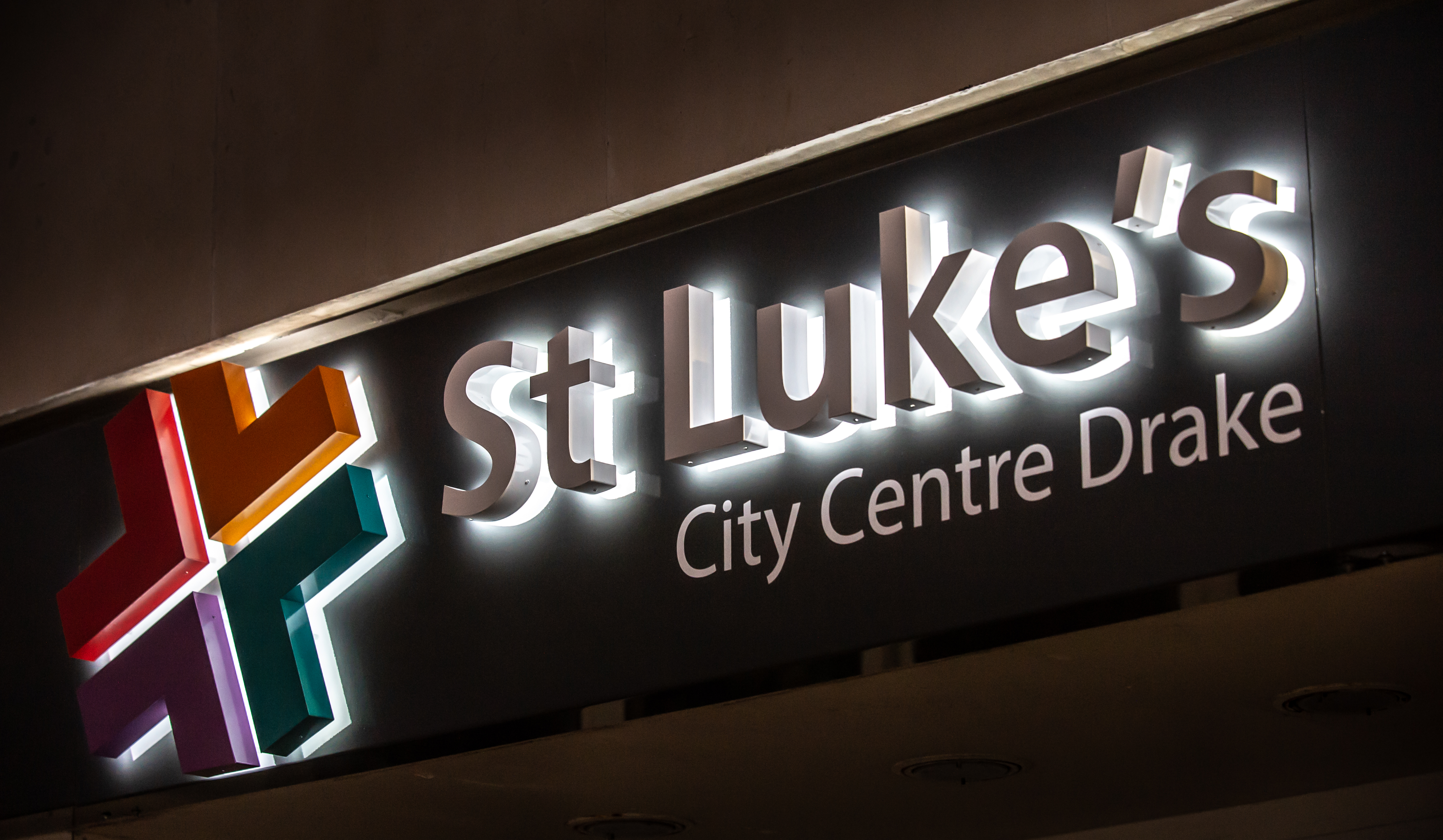 Vehicle Graphics and Sign Makers in Plymouth