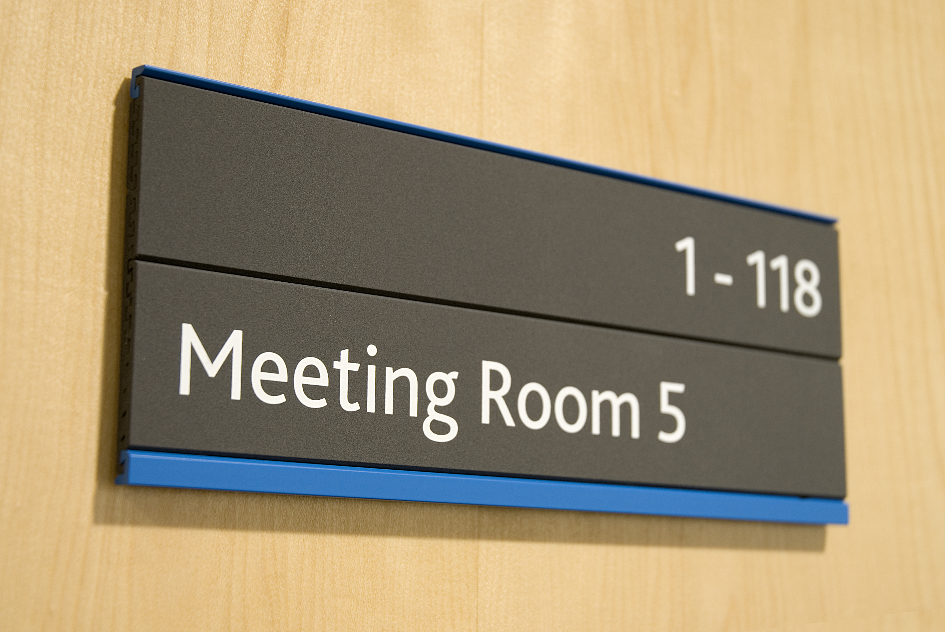 Internal & External Door Signs & Plaques