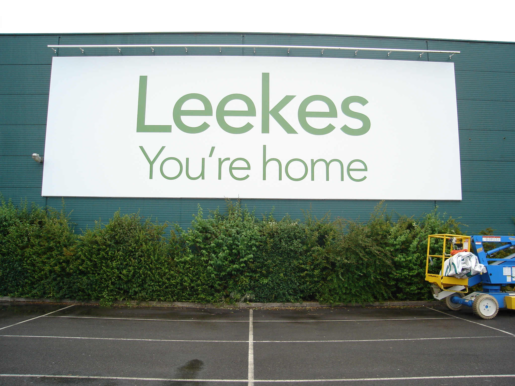 Flex Face Signs – Large Format Outdoor Fascia Signs