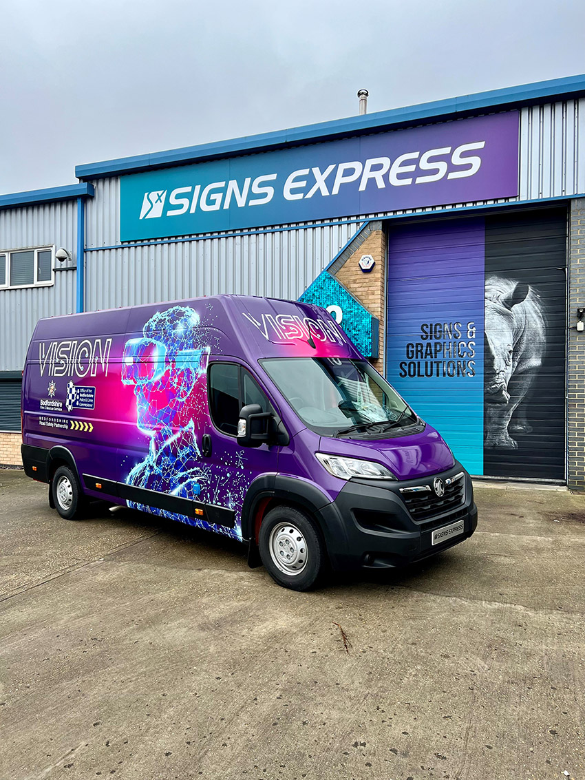 The Complete Guide to Vehicle Graphics