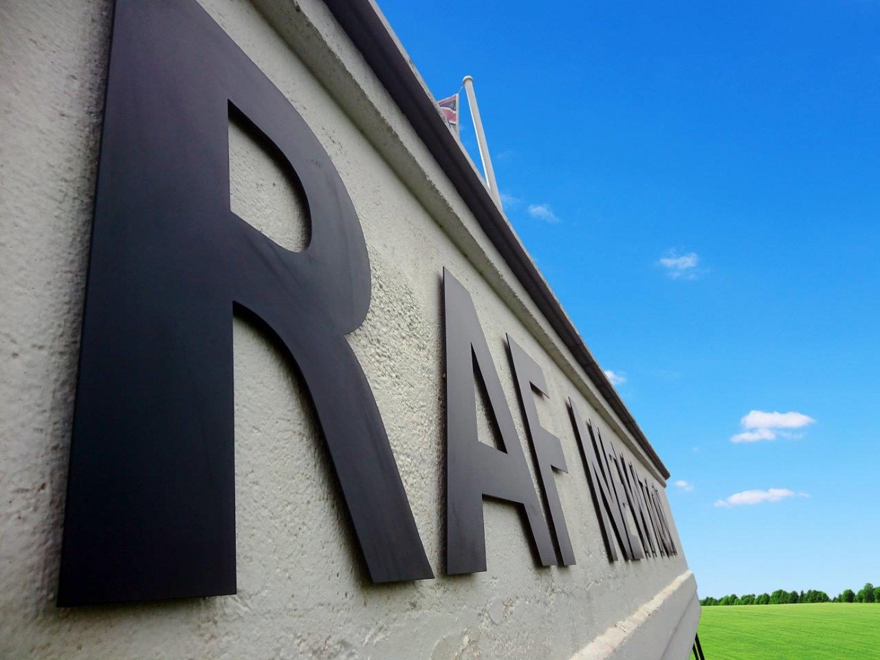 Vehicle Graphics and Sign Makers in Grantham