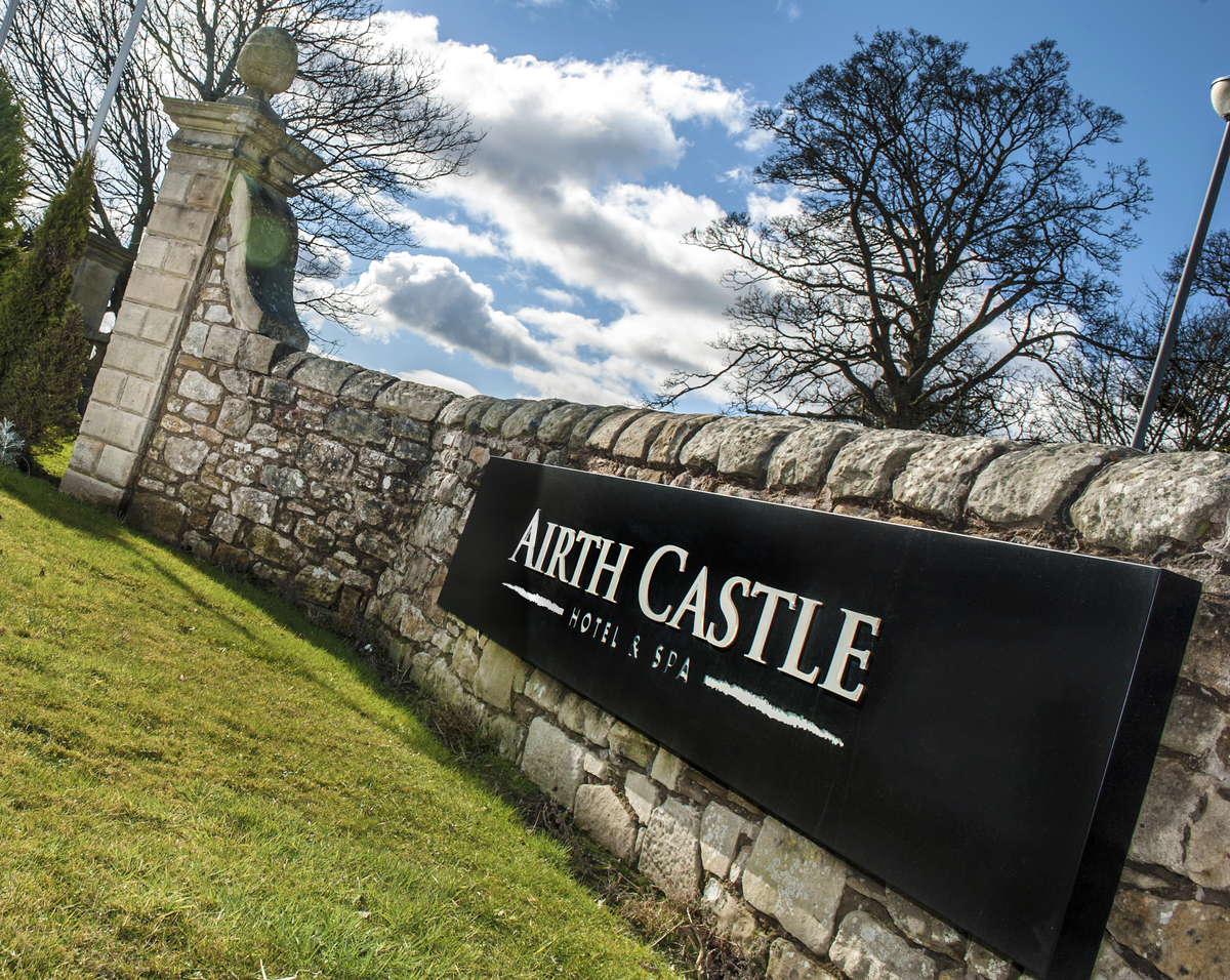 Outdoor Business Signs & Solutions by Signs Express