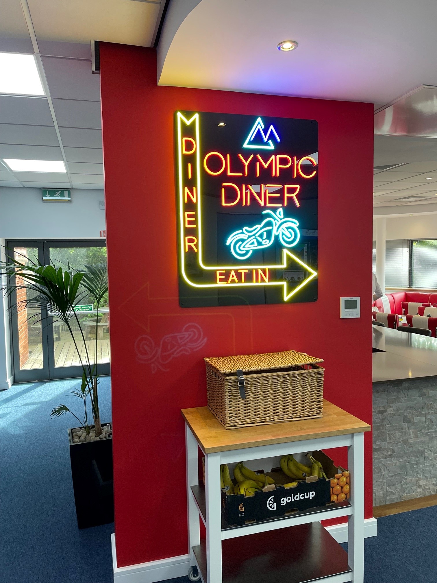 Sign and Graphics Manufacturers in Nottingham and surrounding areas