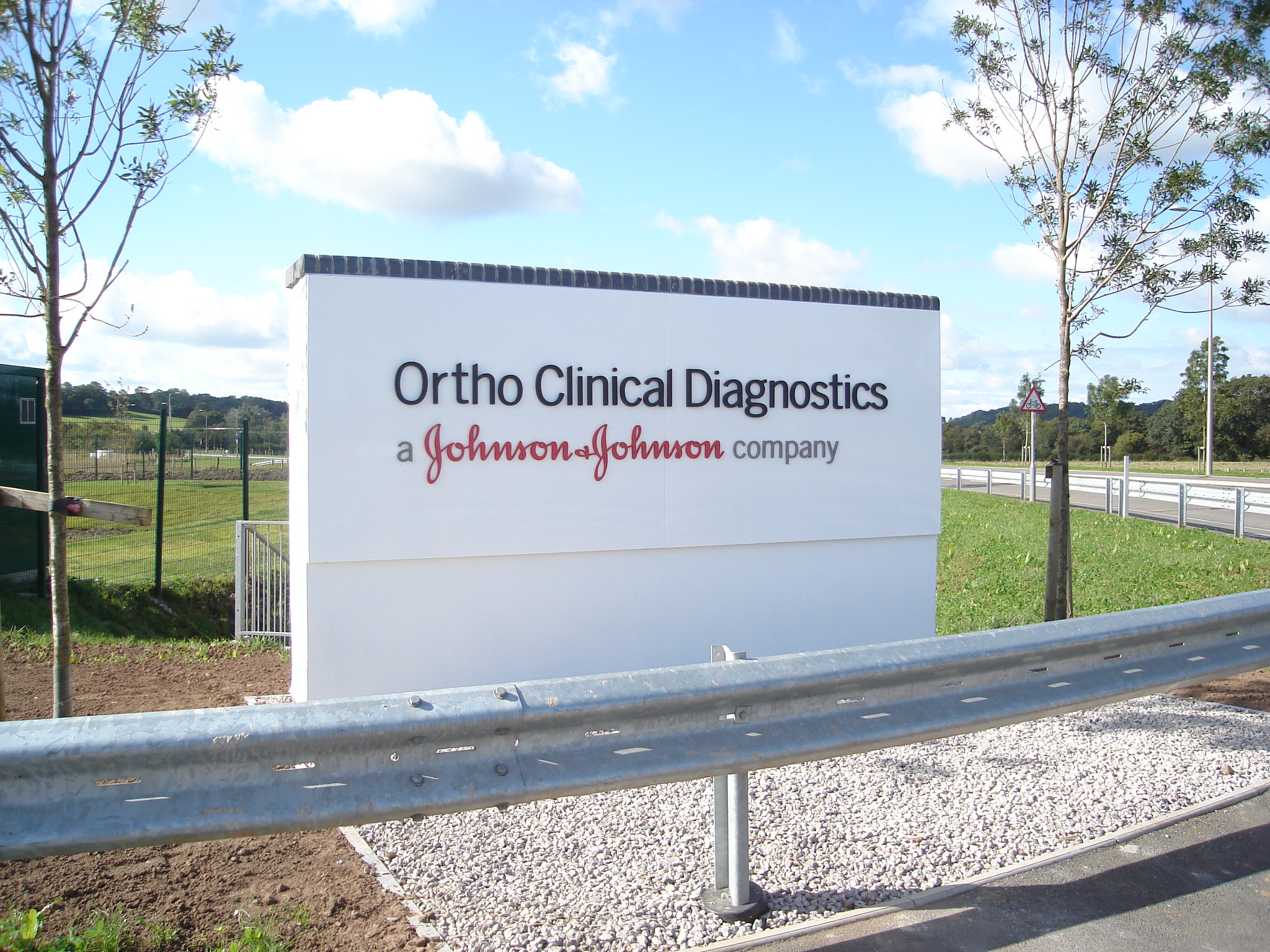 Monolith Signs & Totem Signs | Signs Express